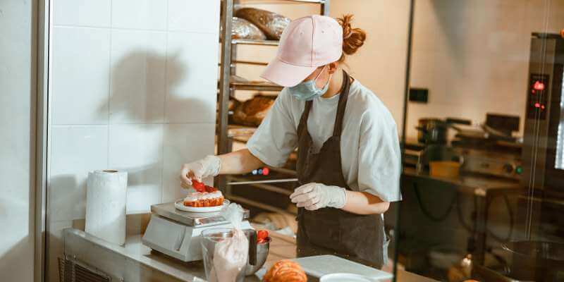 Choosing Display Counters and Fridge for Bakery or Patisserie - PT. GES ...